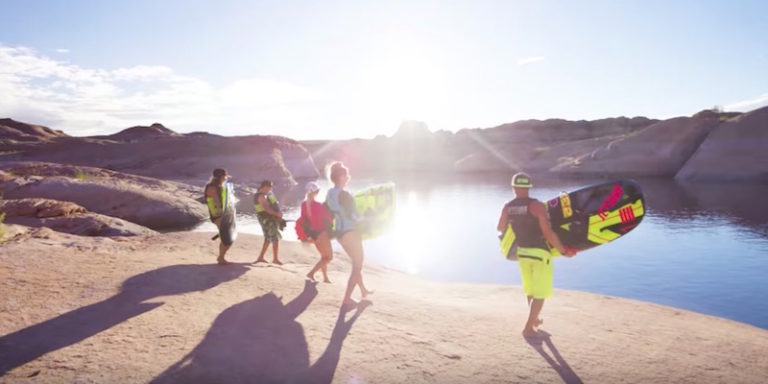 The Motorized Surfboard Lets You Surf Even the Calmest of Waters with a ...