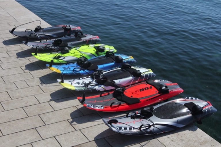 The Motorized Surfboard Lets You Surf Even the Calmest of Waters with a ...