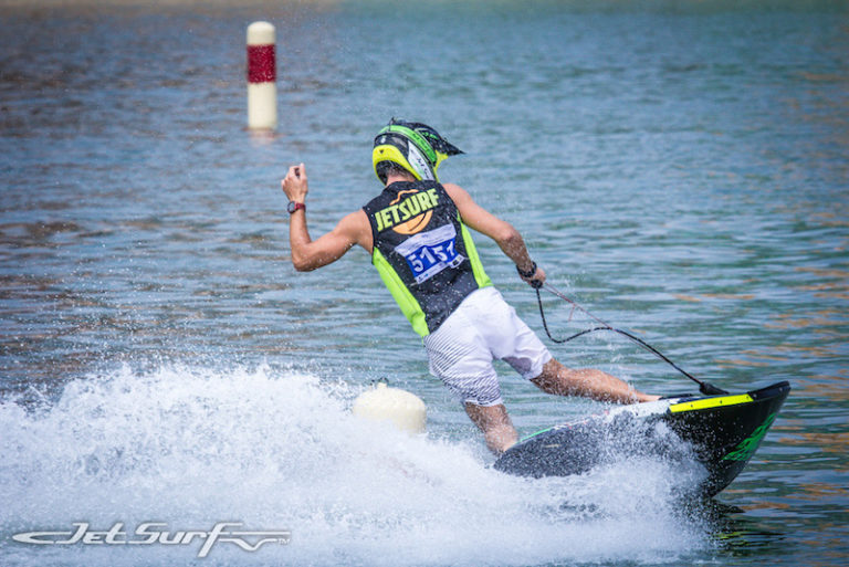 The Motorized Surfboard Lets You Surf Even the Calmest of Waters with a ...