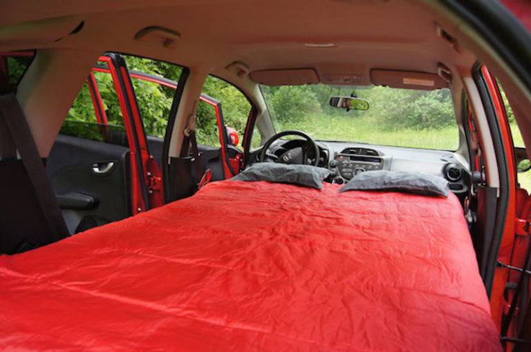 Swiss Room Box: Turn Your Vehicle into a Camper in Just 5 Minutes