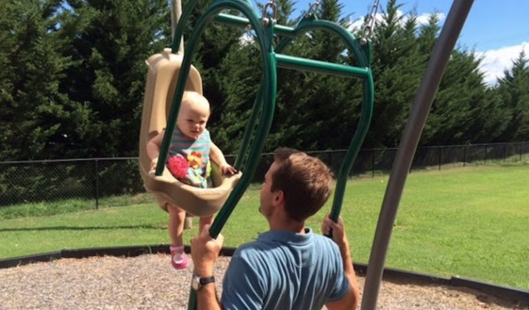 GameTime Expression Swing: Watch Your Child as You Swing with Them
