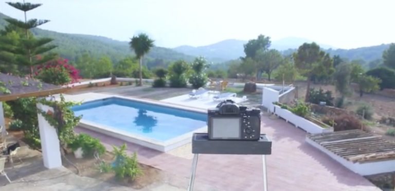 Vixari: The Portable Tripod for Both Cameras and Smartphones