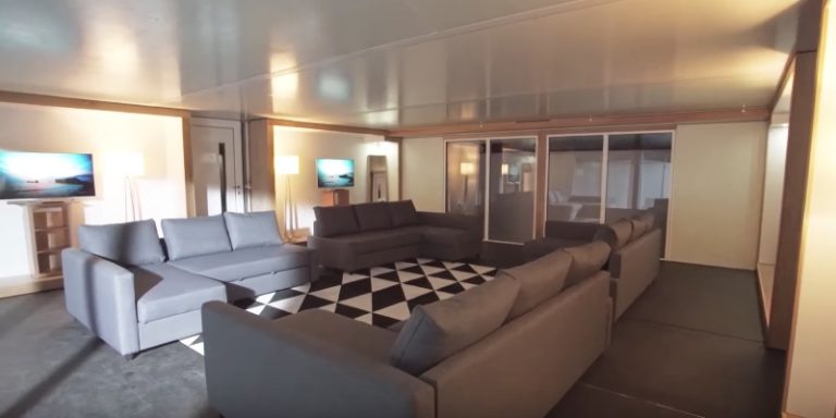 Ten Fold Portable Building: Spring Up a Home Anywhere