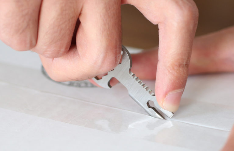 MyKee: The Multi-Tool That's the Same Size as a Key