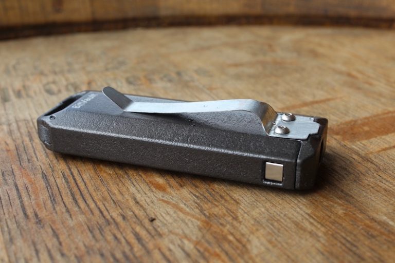 Lever Gear CLiP System: Carry Your Small Essentials Without Extra Bulk